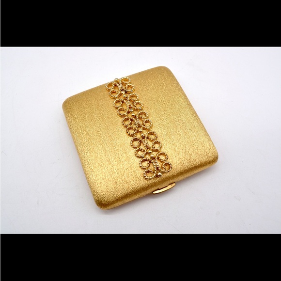 Avon | Makeup | Vintage Avon Powder Compact 96s Goldtone | Poshmark